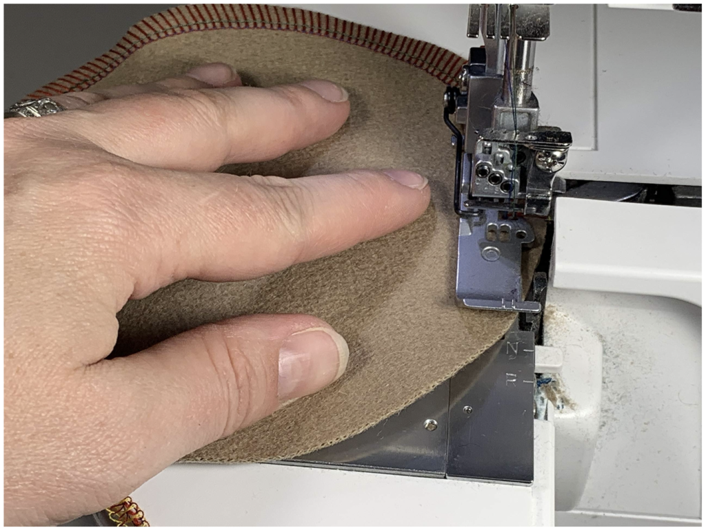 Serger 101 – A Field Guide | Quiltblox.com