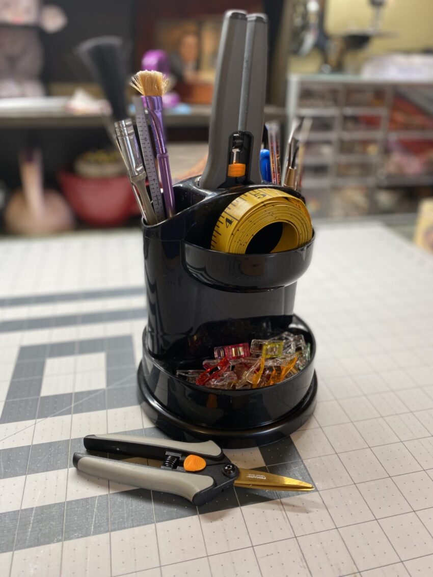 Rotating Sewing Tools Organizer | Quiltblox.com