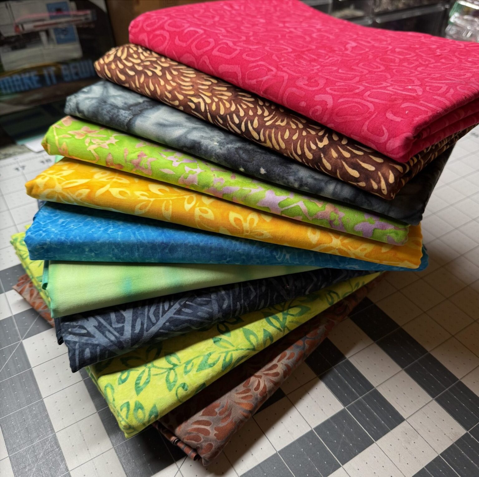 Connecting Threads – Fabrics | Quiltblox.com